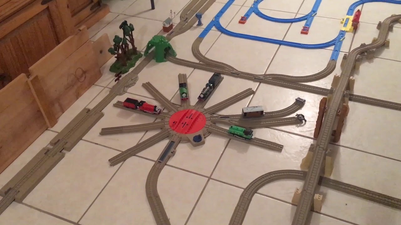 Built TOMY Trackmaster T&F’s Big Layout !!! - YouTube