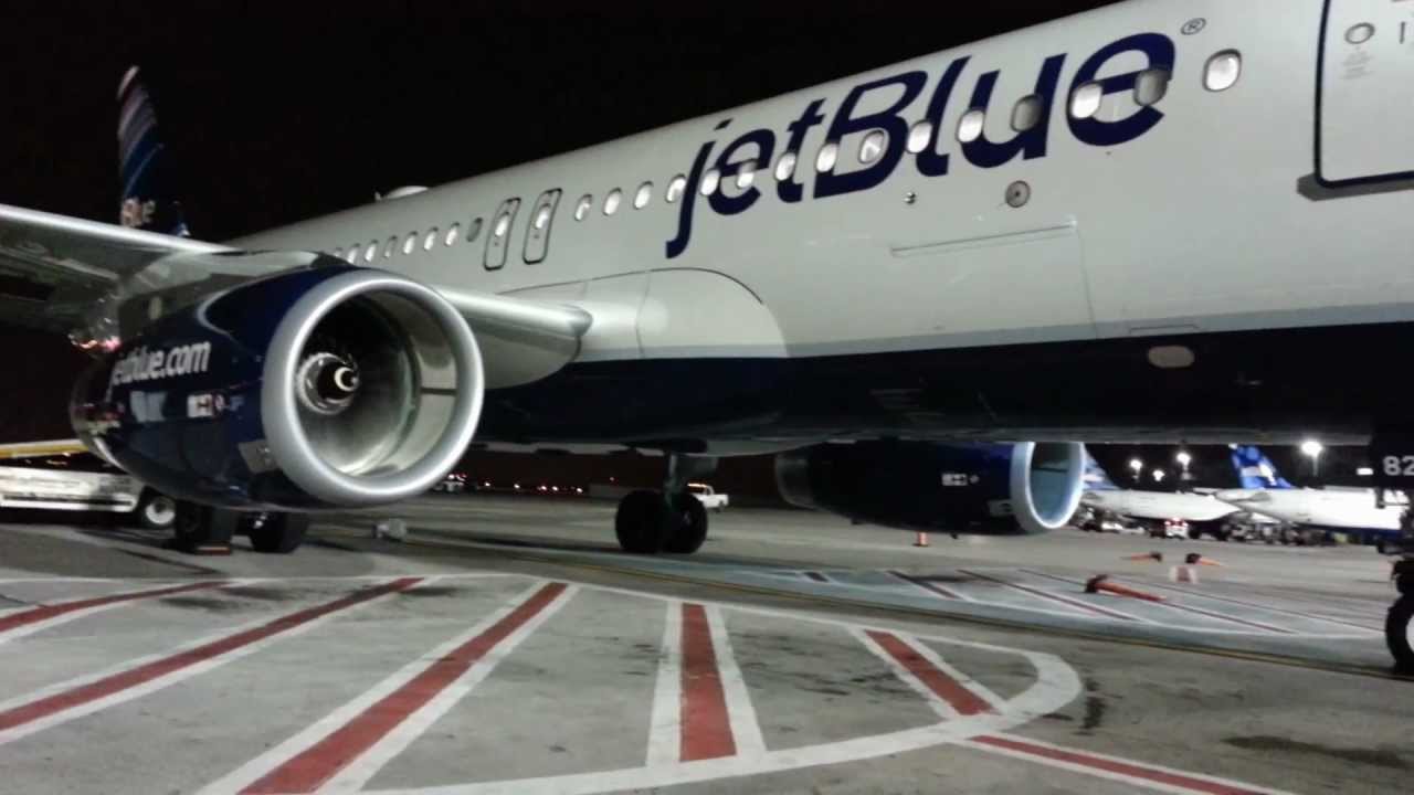 First Sharklet Plane in America - JetBlue Airways A320 Airbus - Blue ...