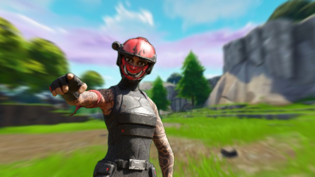 Playing Fortnite with a Keyboard and Mouse camera - YouTube