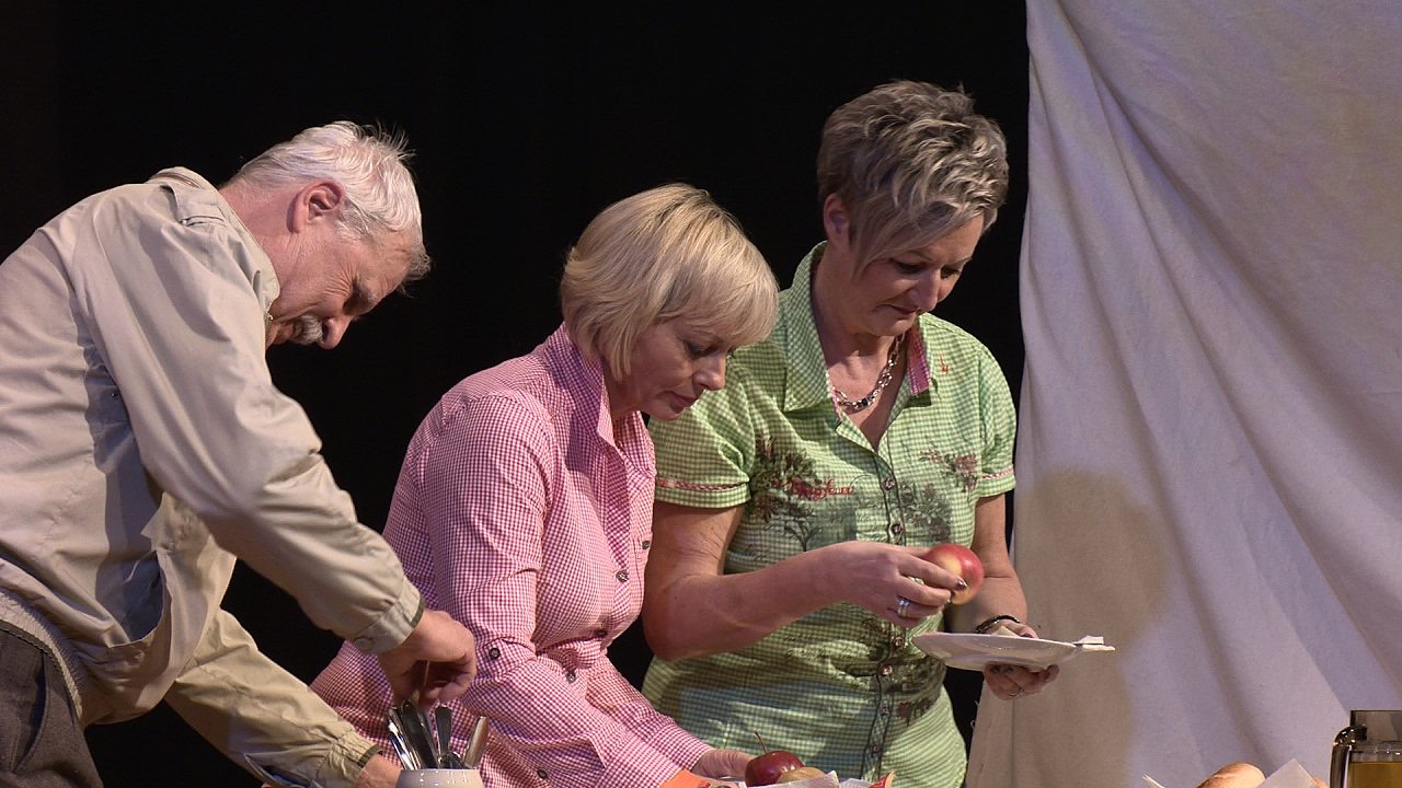 Theater See – Die Piefke Saga - YouTube