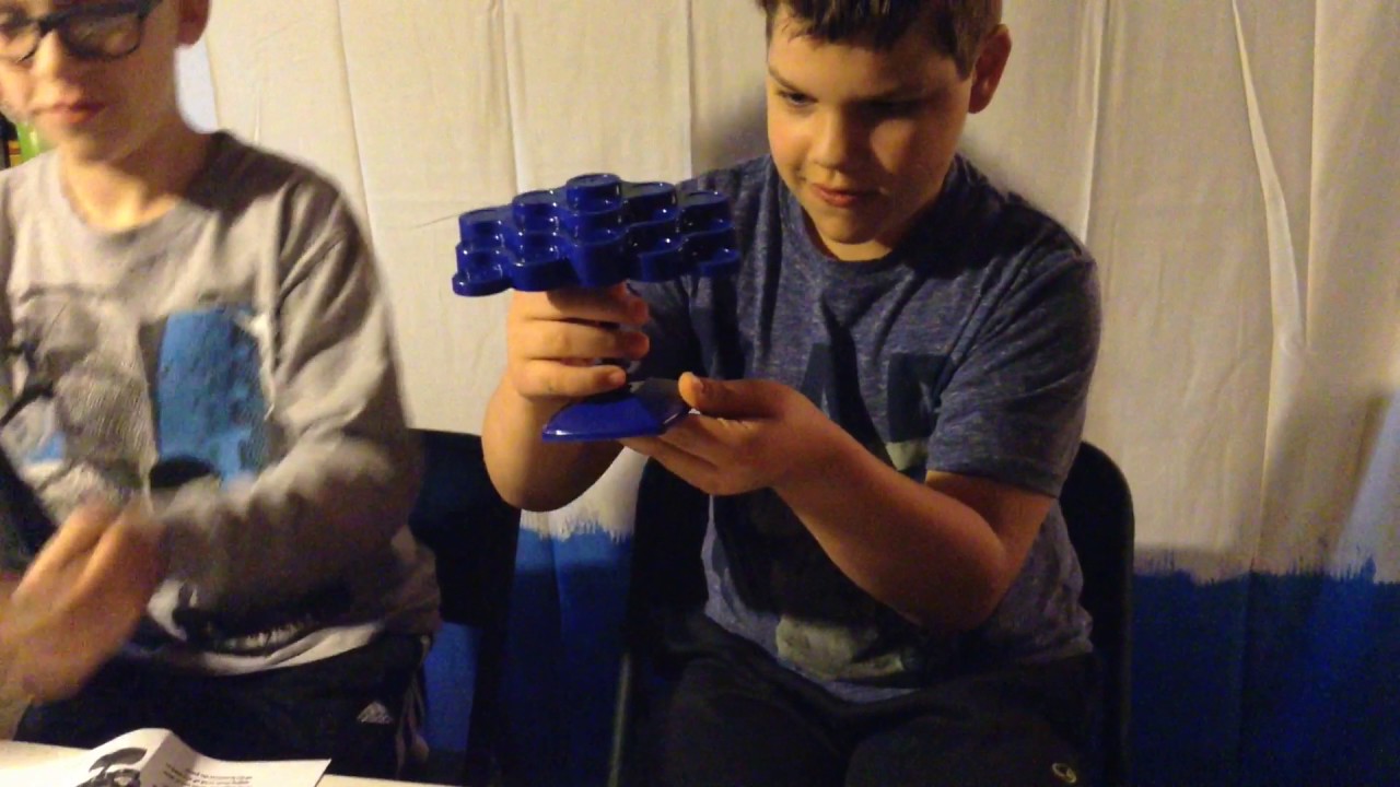 Tipple topple game - YouTube