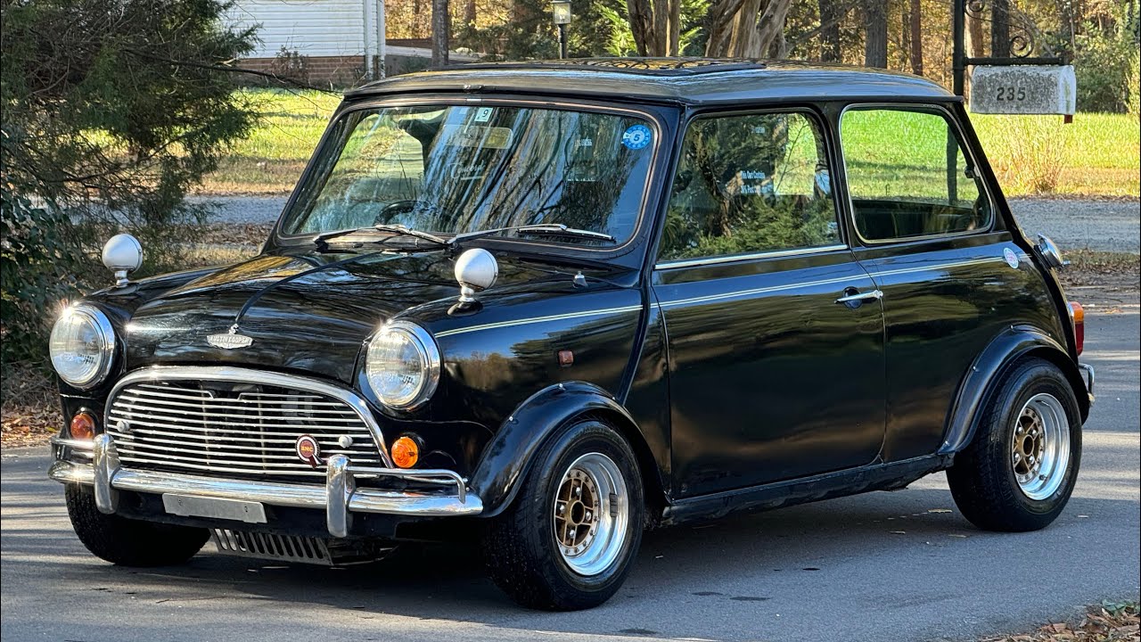 1992 Rover Mini Cooper SPi Walk Around and Test Drive!! - YouTube