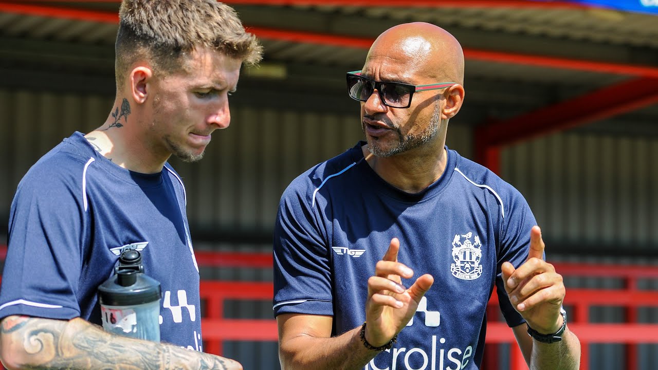 Martin Carruthers’ Thoughts As Ten Men Robins Draw To Redditch - YouTube