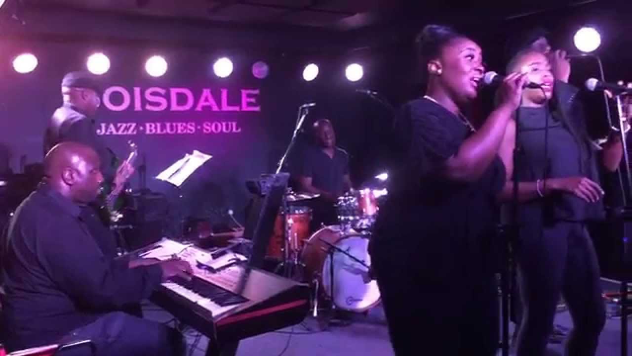 Wayne Hernandez & band live at Boisdale..."Lovely Day" (Cover) - YouTube