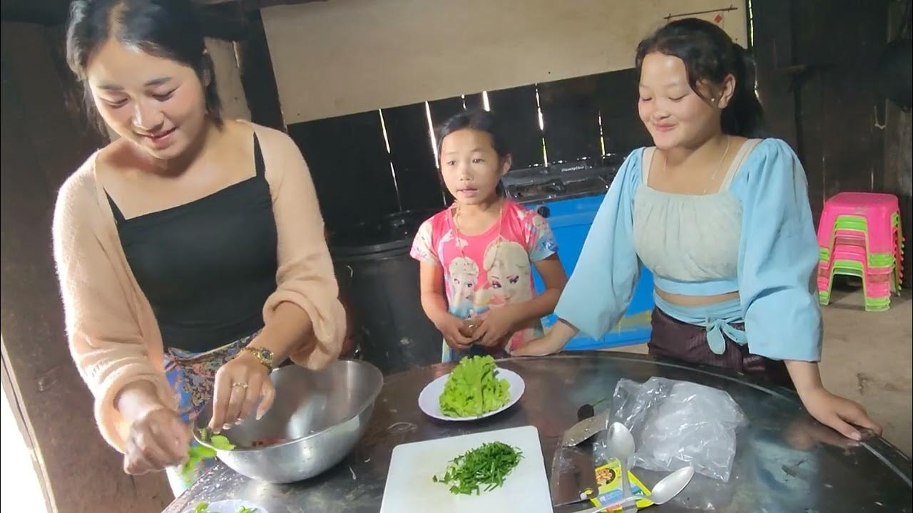 maiv tooj peb lo ua fawm noj cas thab qab li - YouTube