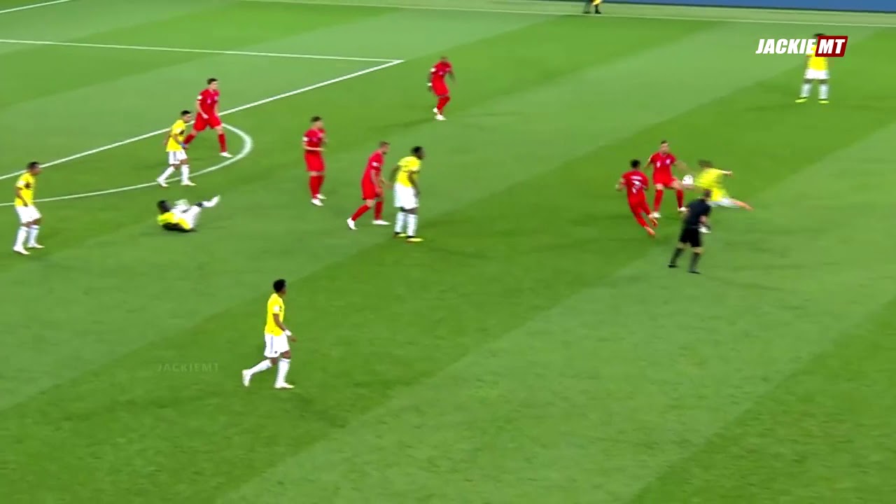 2020 06 04 20h49m25s Legendary Goalkeeper Saves in Football - YouTube