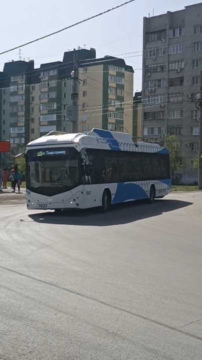 БКМ 32100D, б/н 7037 маршрут №10А на улице 51 - й гвардейской - YouTube
