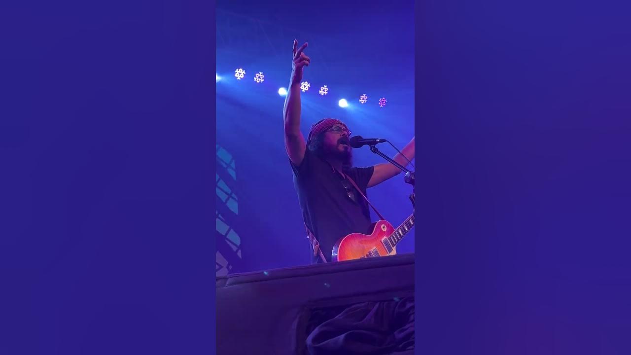 Maa(মা) | James Live | Lyrics Video | Nagarbaul | School of Rock Concert - YouTube