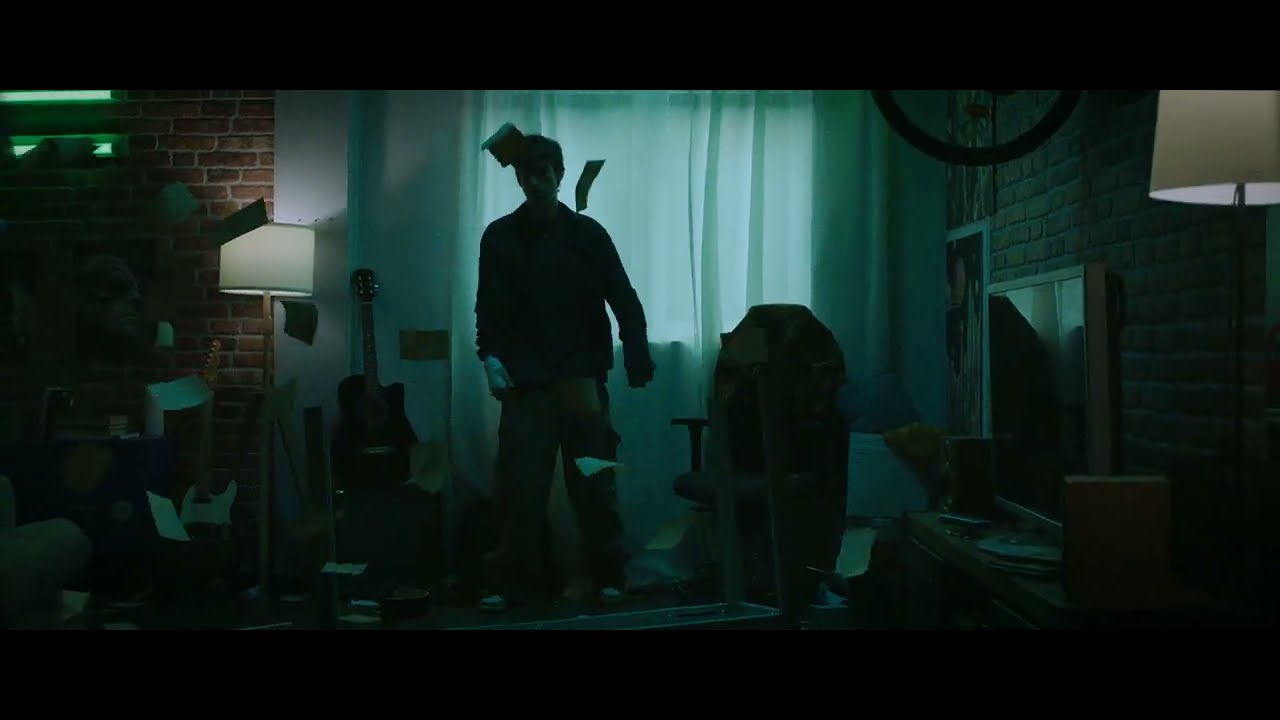 Tristan Turdean - E-Girl (OFFICIAL VIDEO) - YouTube