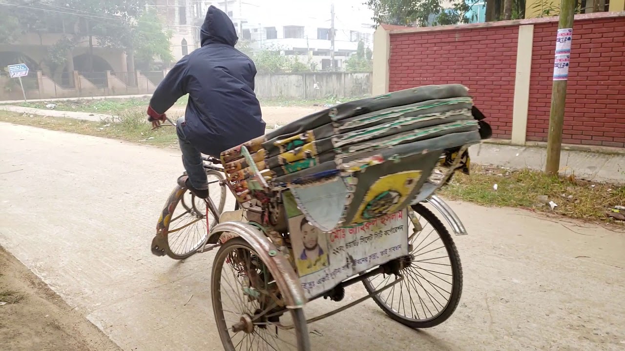 Paying a auto rickshaw driver - YouTube