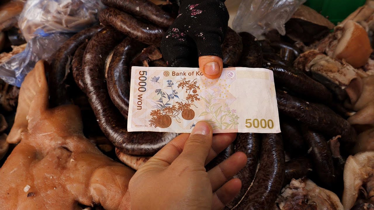 Salsicha Coreana Sundae (salsicha De Sangue) / Comida De Rua Coreana ...