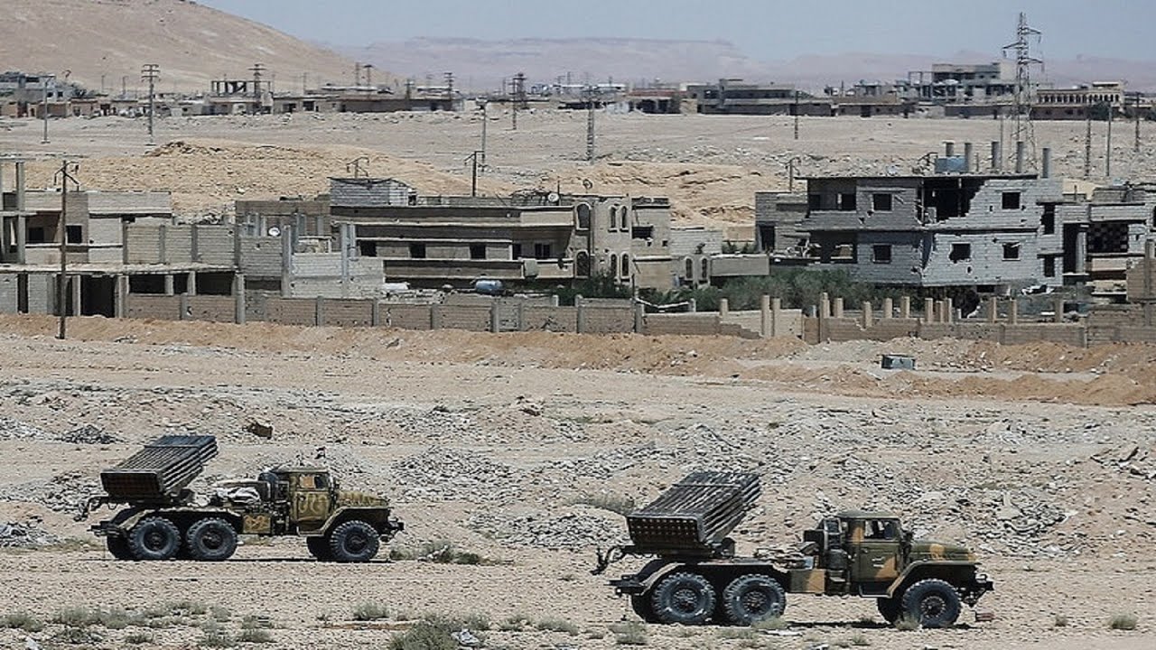 Syria War 2017 - SAA launches counter-attack against militants in Deir ...