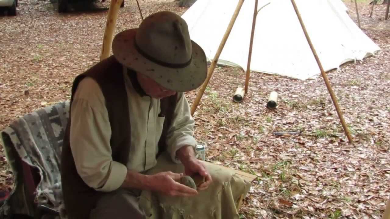 Flint Knapping and Primitive Weapons Technology - YouTube
