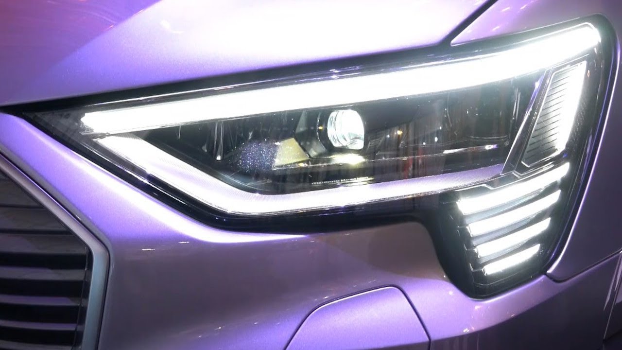 TI DLP® Auto high resolution exterior lighting innovation - YouTube