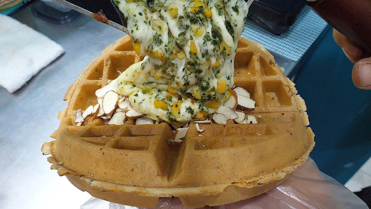 모짜렐라 콘치즈 와플 / mozzarella corn cheese waffle - korean street food - YouTube