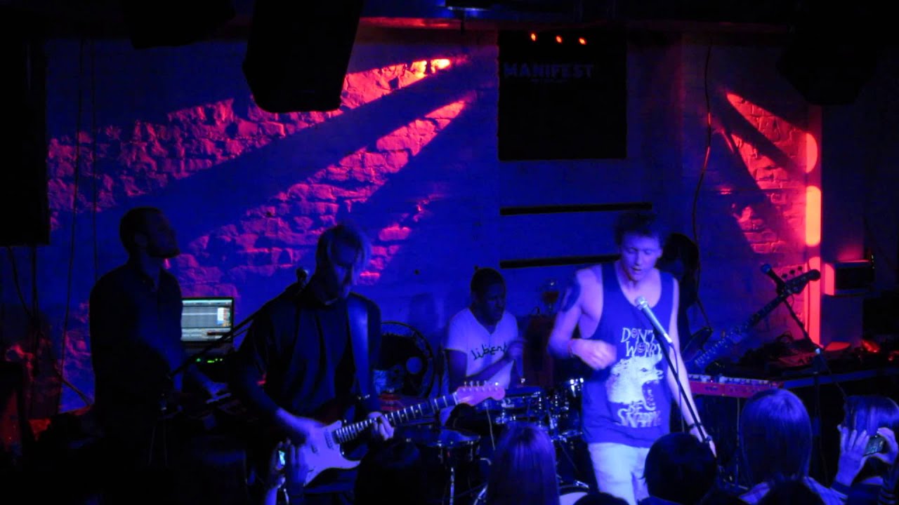 Stoffer & Maskinen - Alting Begynder @ Manifest 05-04-2014 - YouTube Music