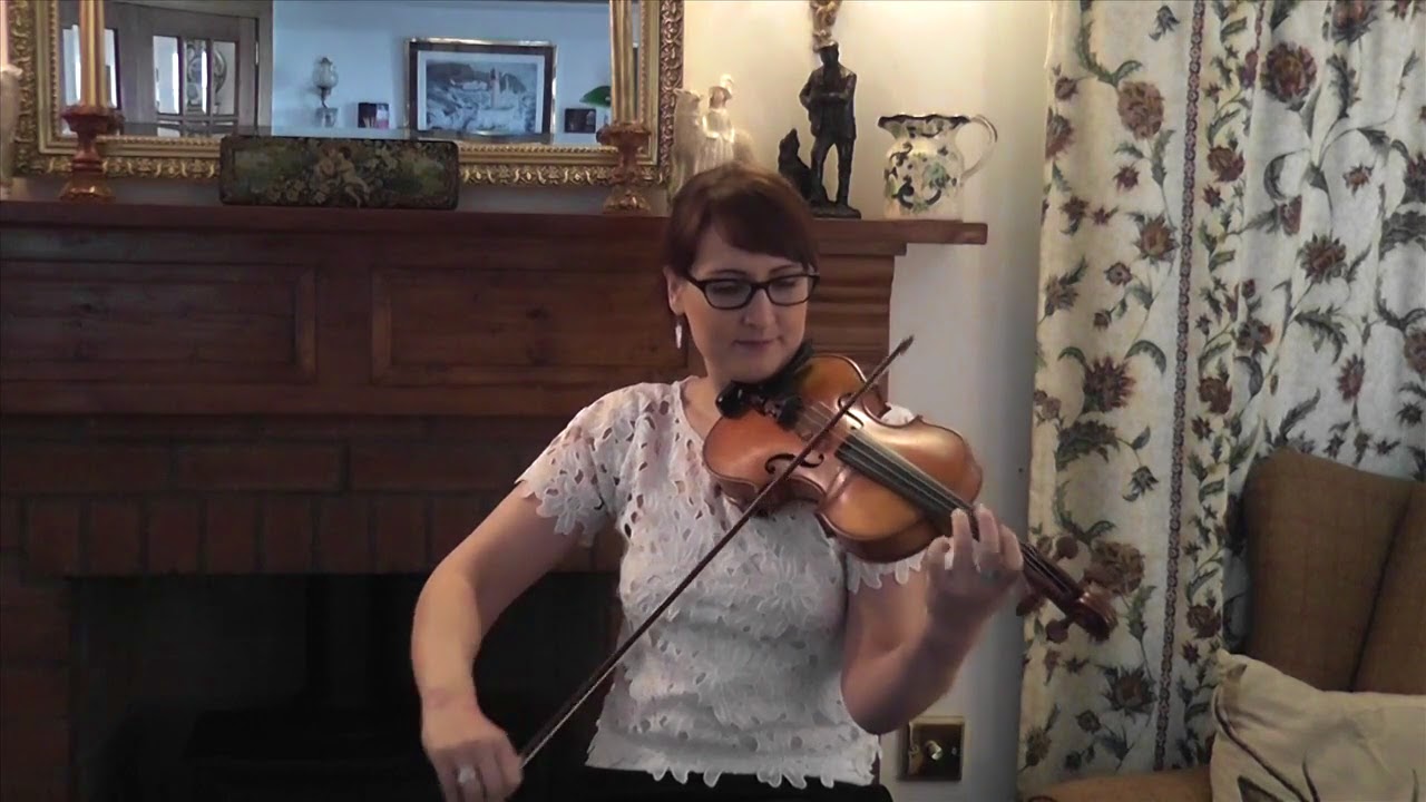 Kristan Harvey from Blazin' Fiddles teaching 'Jenny Dang the Weaver ...