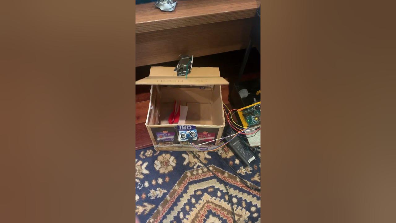 Automatic Trash Can with Arduino and Ultrasonic sensor - YouTube