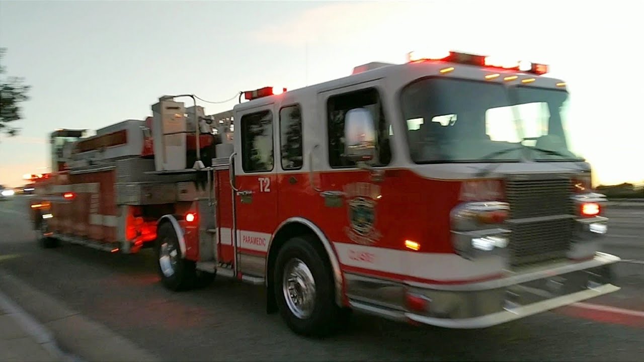Anaheim Fire & Rescue Truck 2 and Ambulance 2 Responding - YouTube