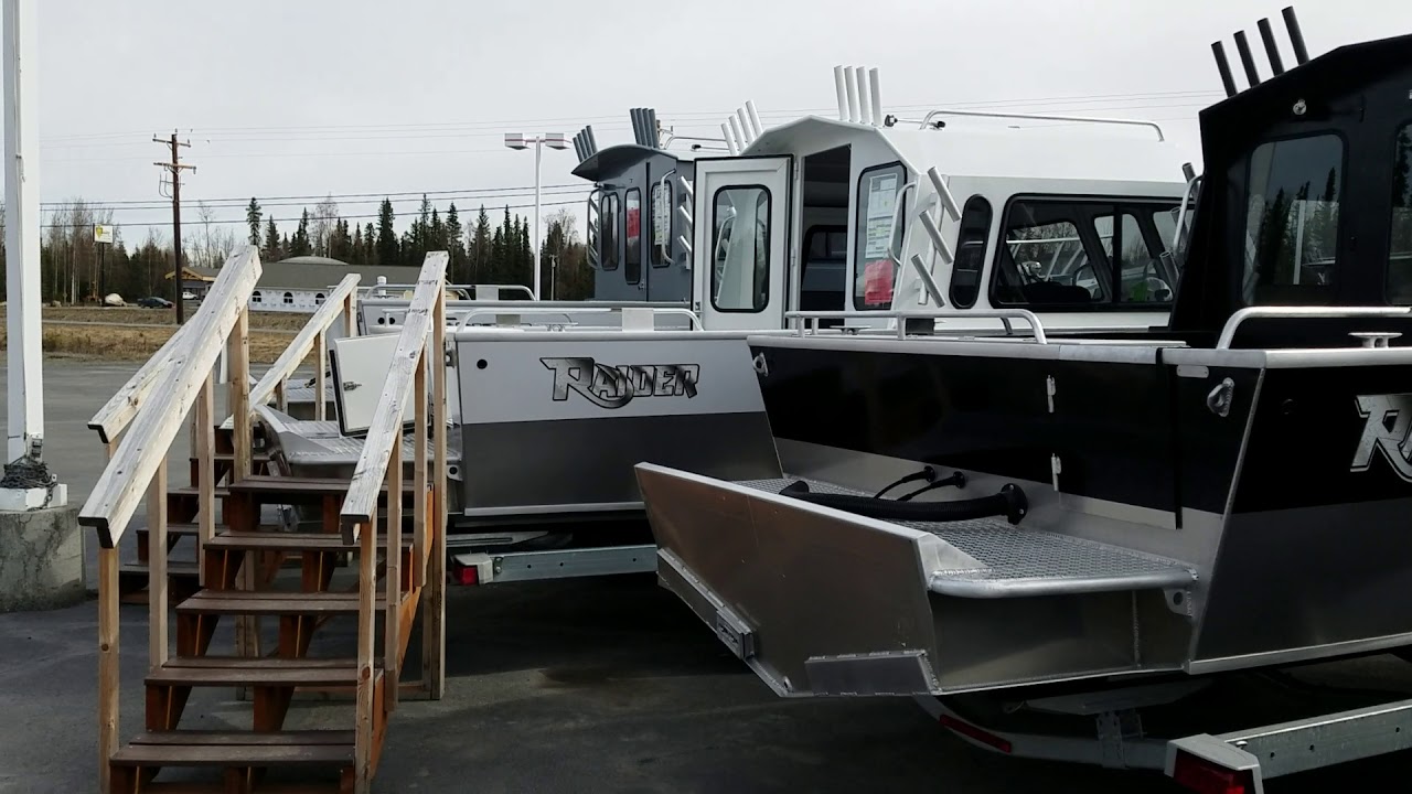 Raider boats 220 Pro Fish walkaround - YouTube