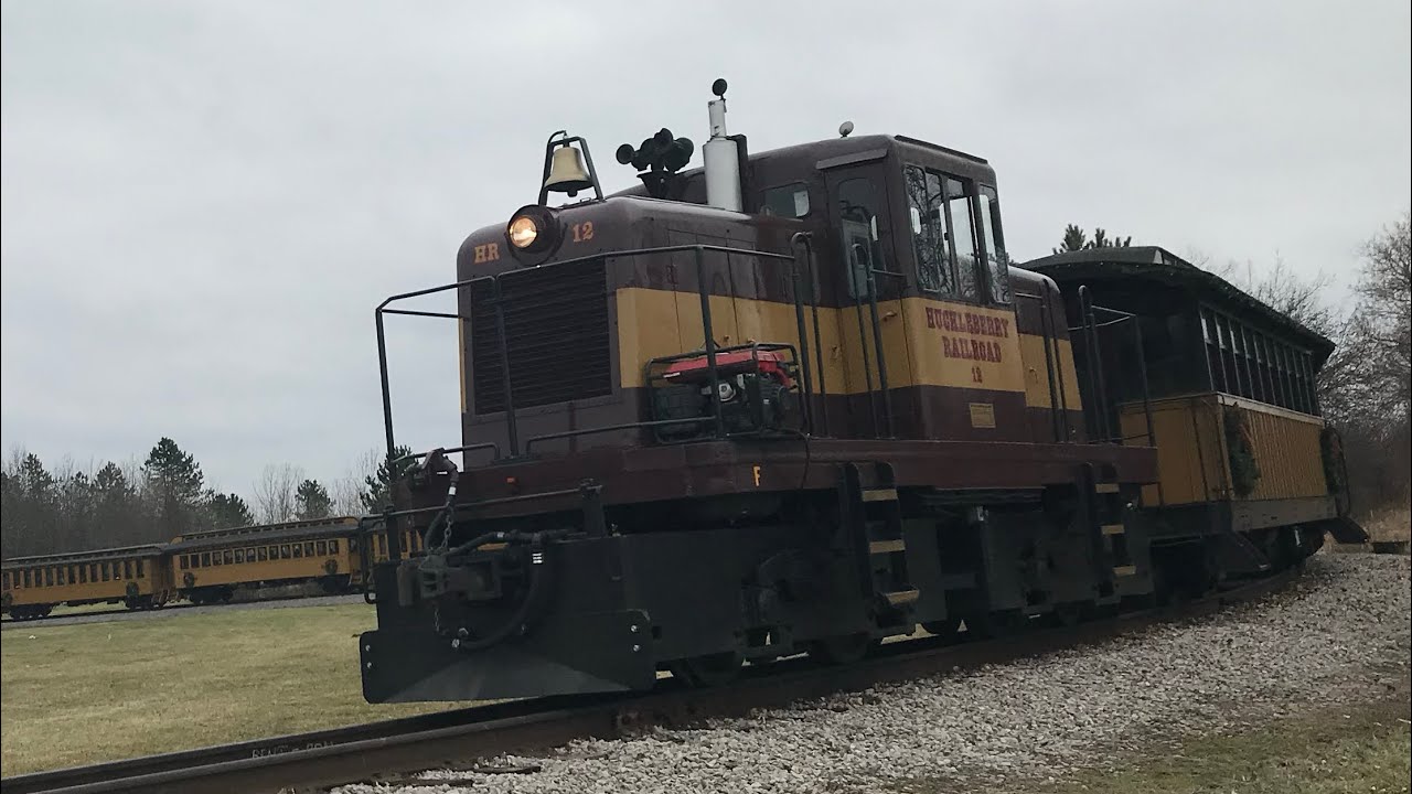 Huckleberry Railroad Extra Day Time Christmas Train. - YouTube
