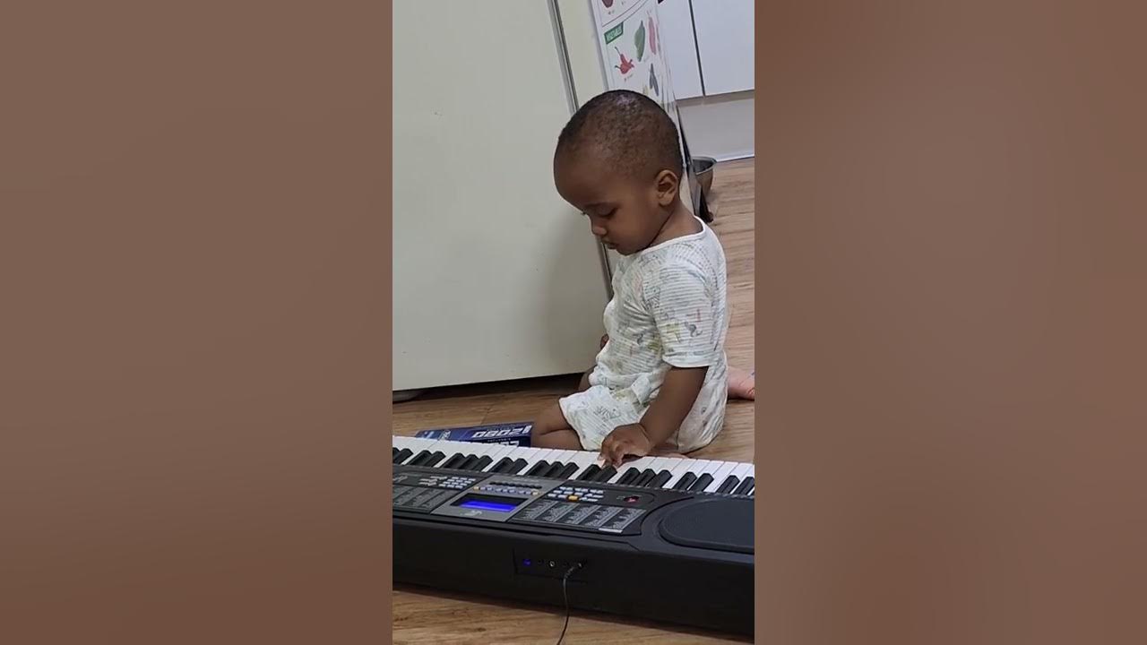 practicing keyboard - YouTube