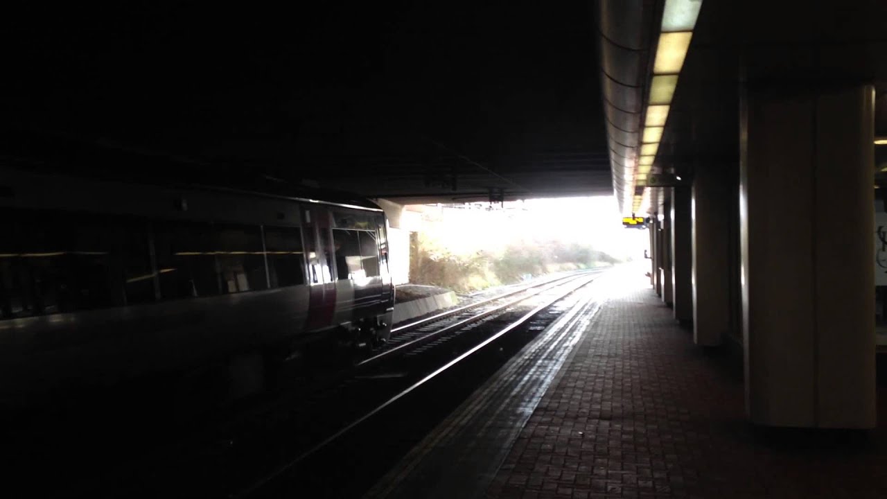 Walsall railway station - CrossCountry - 170115 - YouTube