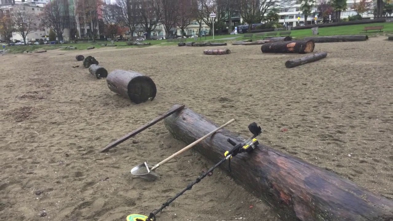 Found Ring... Flying Across Canada To Happy Owner - YouTube