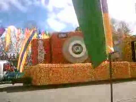 Orlando Citrus Parade Video Orlando-Orange County Convention - YouTube