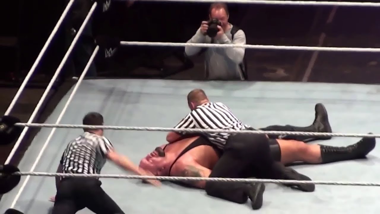 WWE Referee pin to Big Show in wwe - YouTube