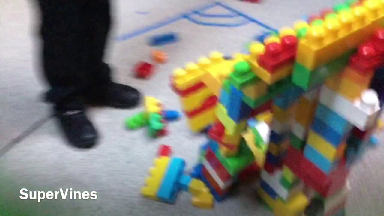 Kid Destroys Lego Sculpture - YouTube