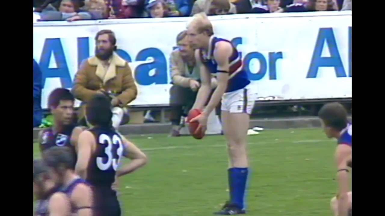 Simon Beasley Courage 1984 Round 11 - YouTube