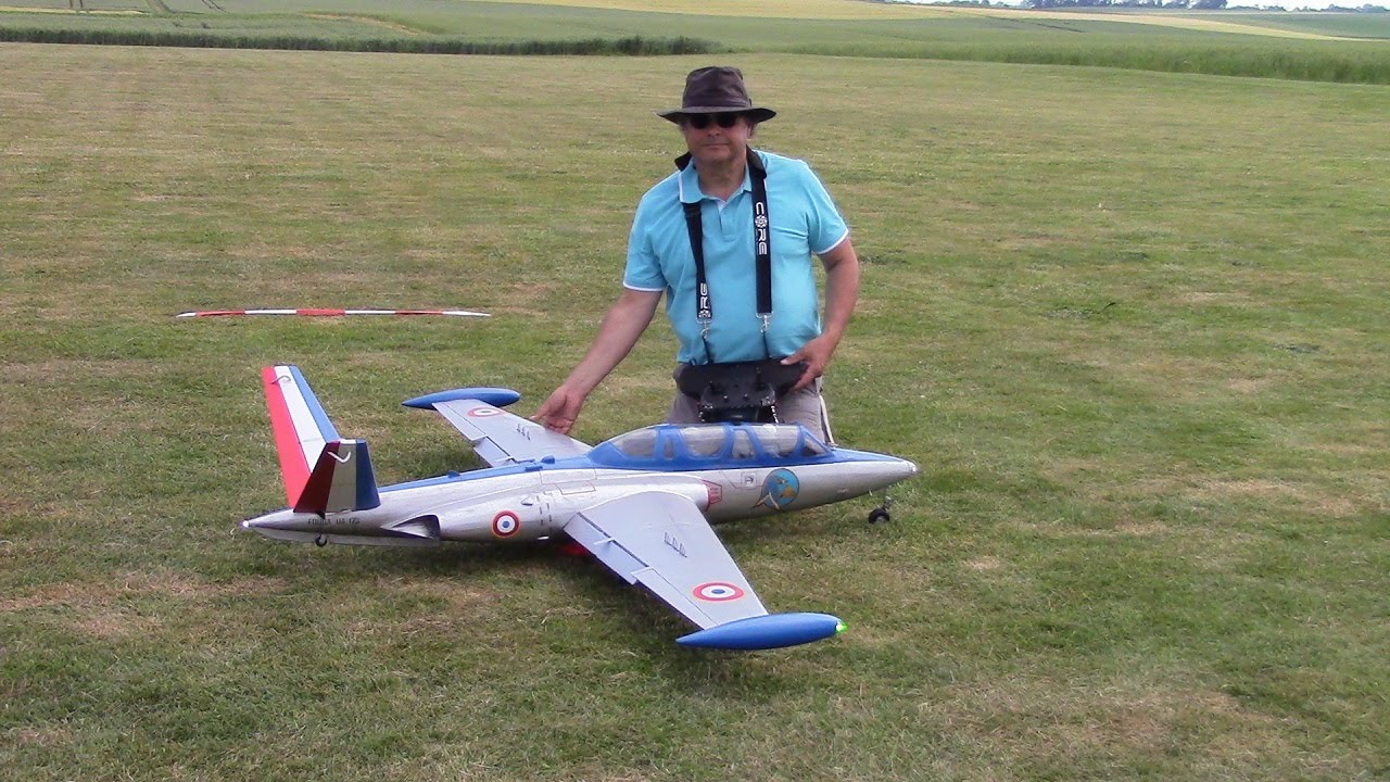 RBC kits Fouga Magister flying at the 2023 RFMC Wey EDF meeting - YouTube