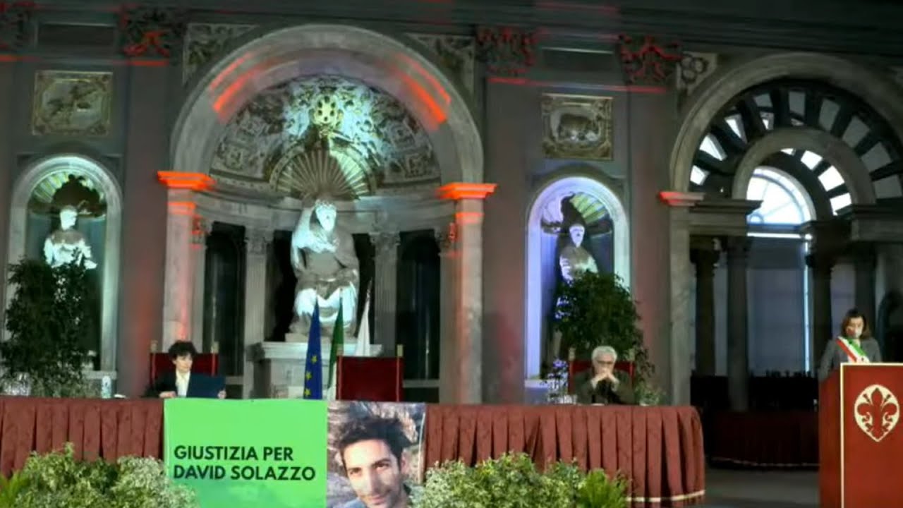 “Conoscere il mondo per cambiarlo: la lezione di David Solazzo” - YouTube