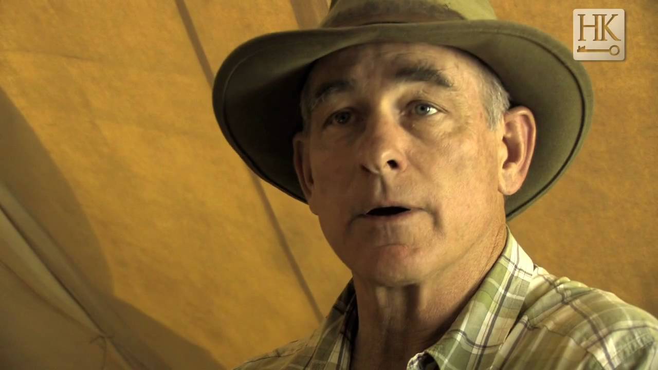 Dr Mark Lehner Searches for Information on the Pyramid Builders - YouTube