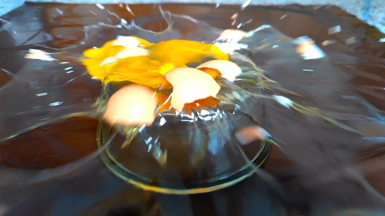 Dramatic Slow Motion Video Of A Falling Egg Breaking - YouTube