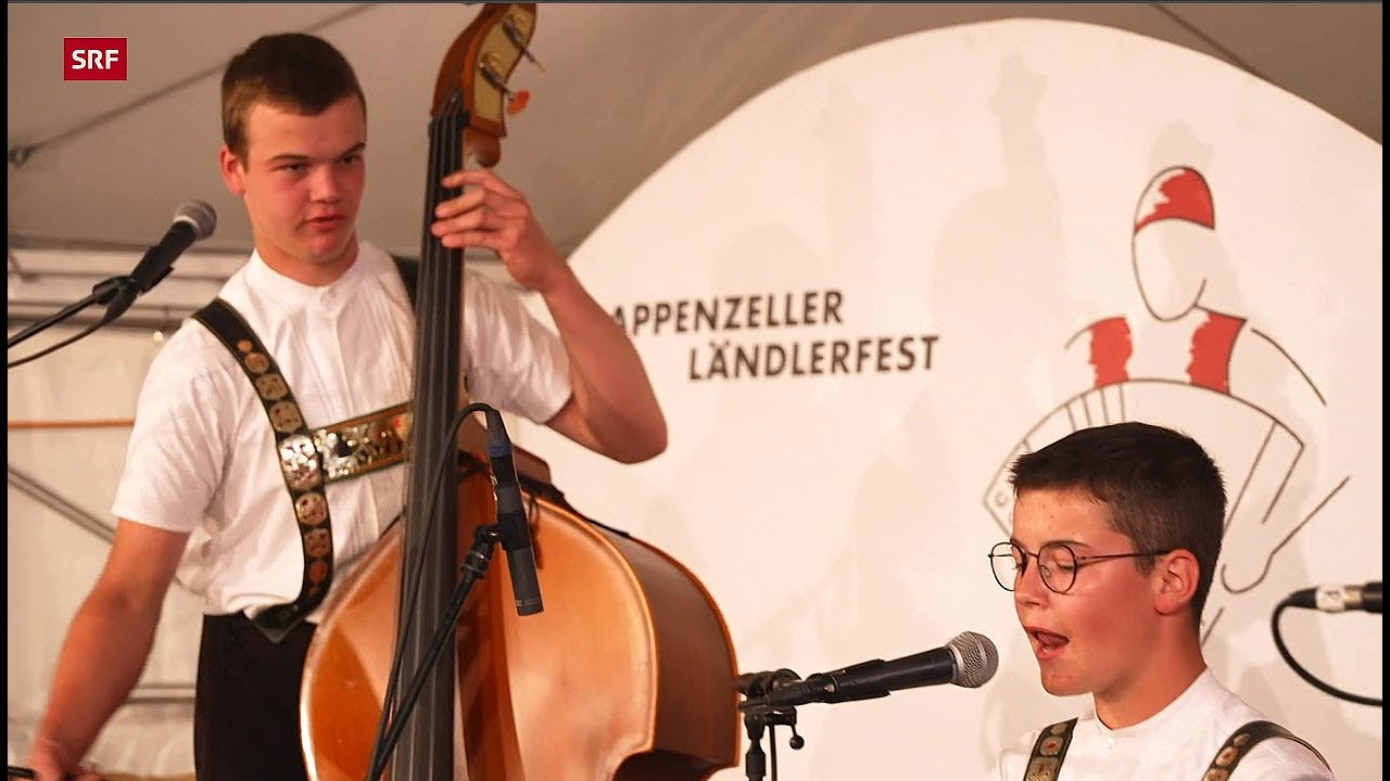 Vollgas i de Ilge Kapelle Tüüfner Gruess - YouTube