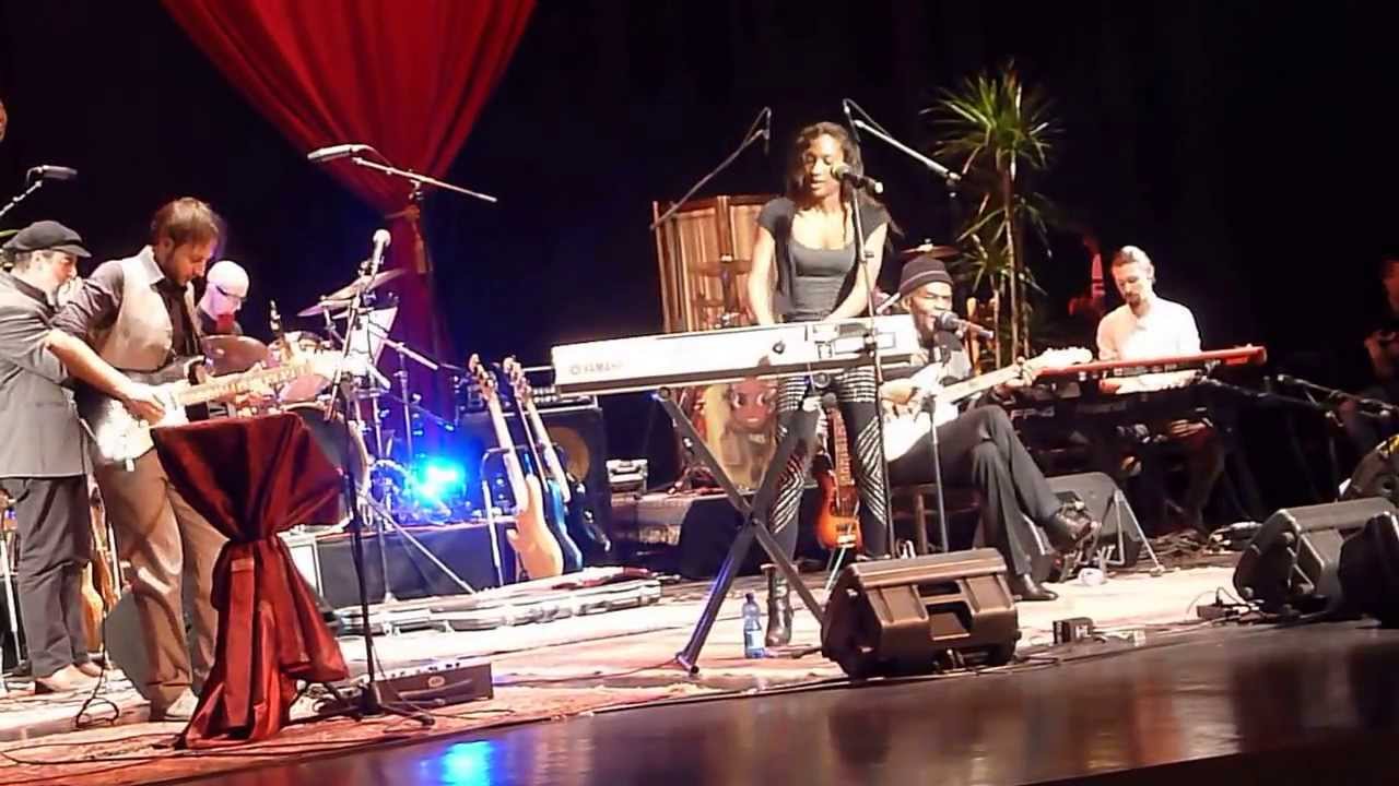 BILL "HOWL N MADD" PERRY & SHY PERRY live Teatro San Giacomo di Laives ...