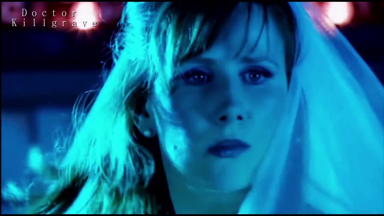 Doctor Who "The Runaway Bride" Opening Credits - YouTube