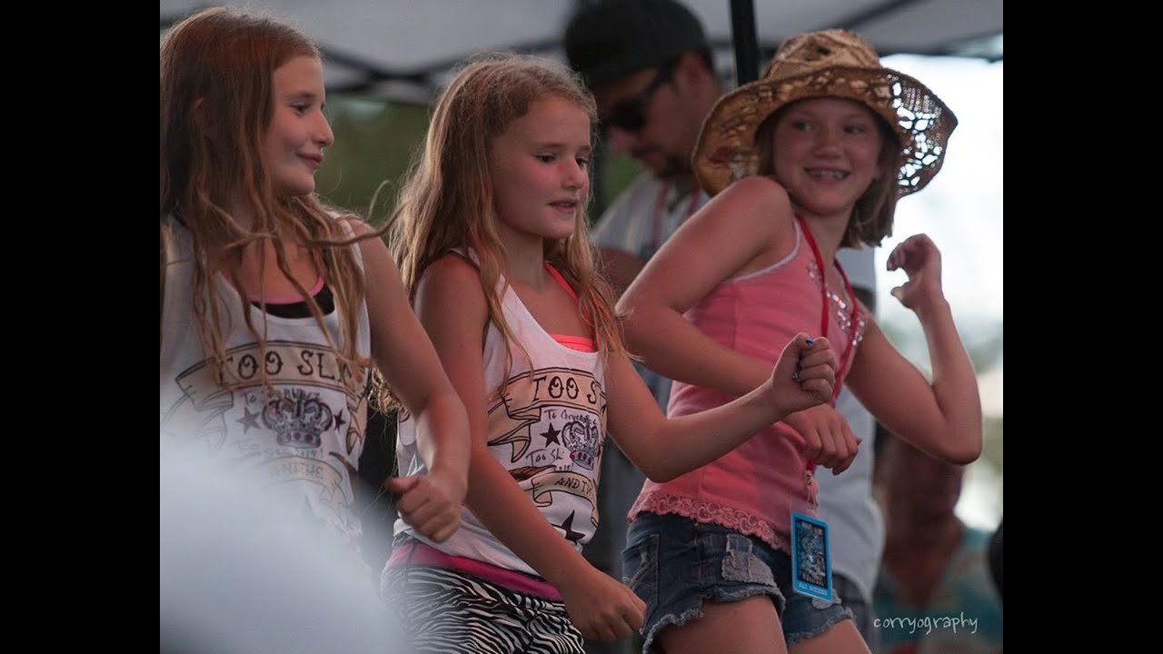 "Daddies Bones~......"Too Slim and the Taildraggers 421 - YouTube