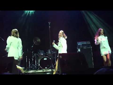 JUKEBOX The FLIRTS [Lost 80's Live] - YouTube