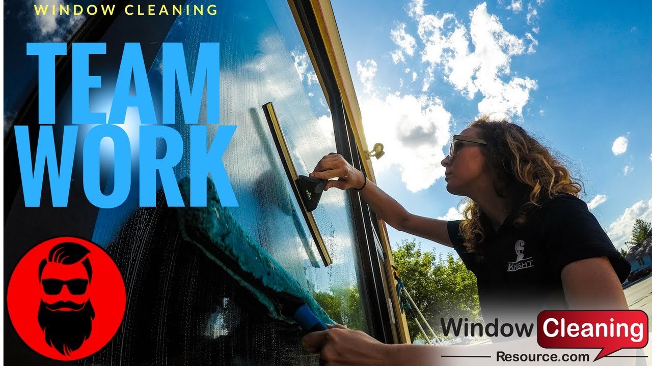 Window Cleaning Team Work - YouTube