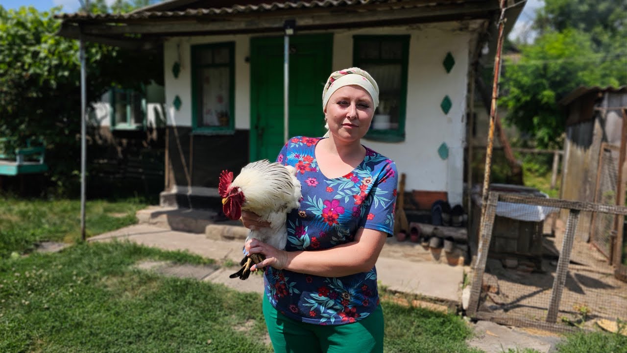One Woman's Surprising Village Life in Ukraine! Watch How She Prepares ...