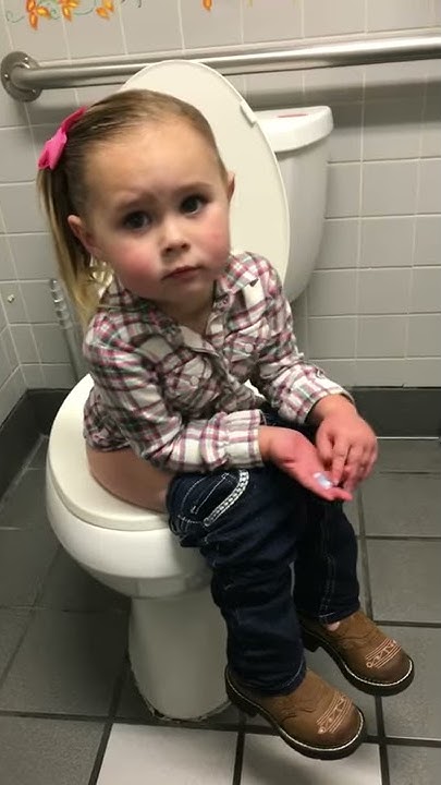 Wipe my butt!! Someone's in here!! - YouTube