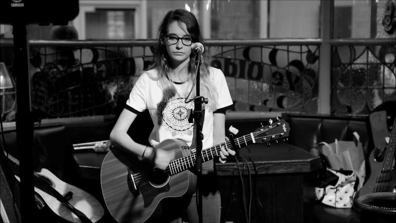 Cat Perrin Titanium BW at the JoG Open Mic Sunday 20 08 2017 winmedia ...