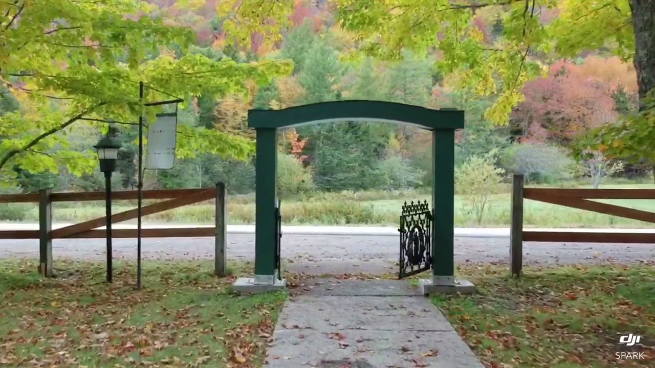 Fall colours in Hampton, New Brunswick - YouTube