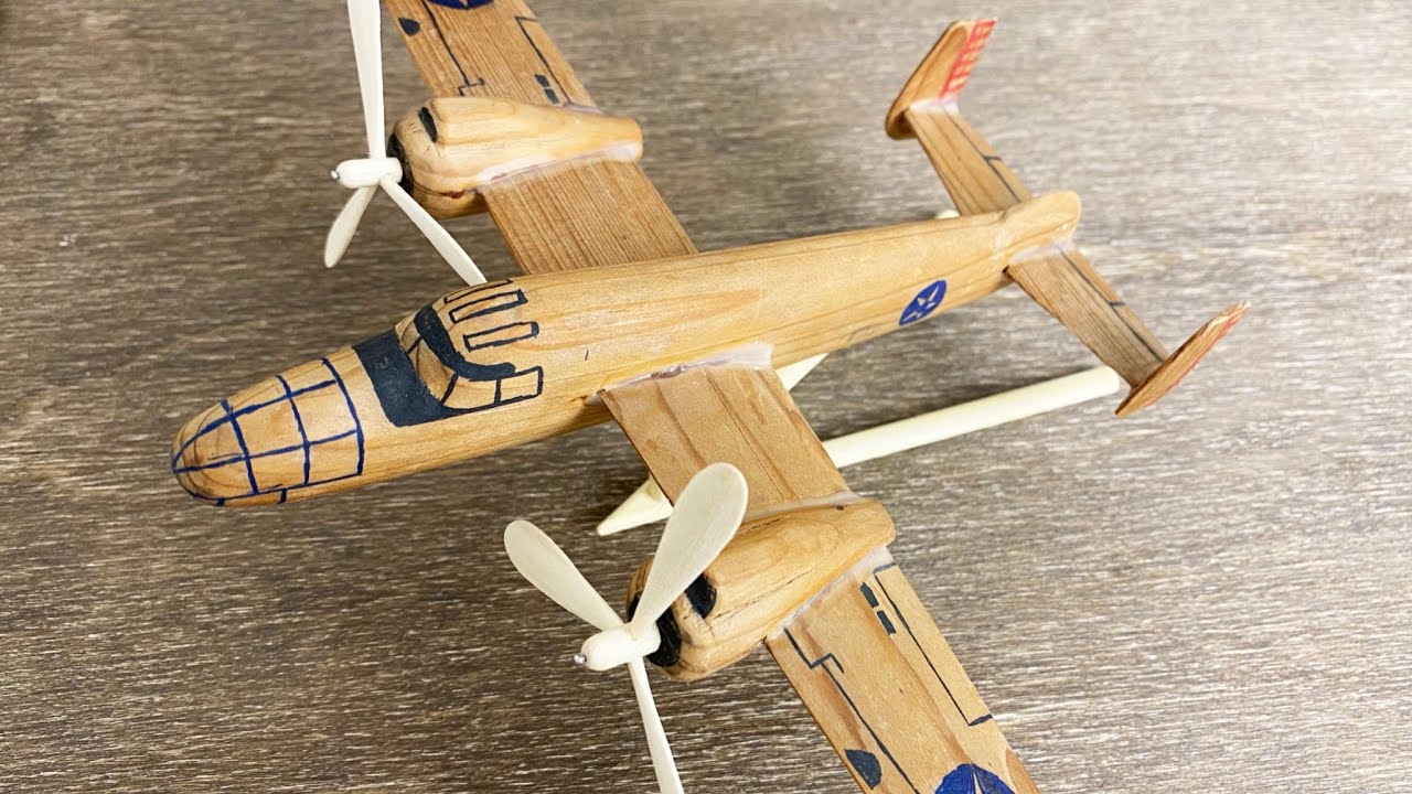Wood Carving - North American B-25 Mitchell - Wooden Aircraft - YouTube
