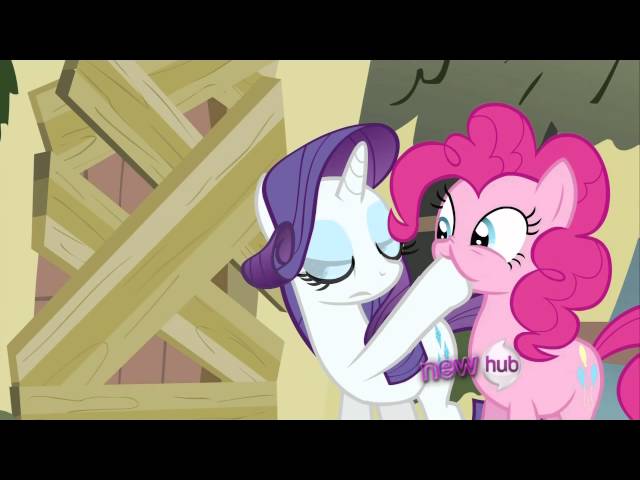 Pinkie Pie And Rarity Kiss 1035