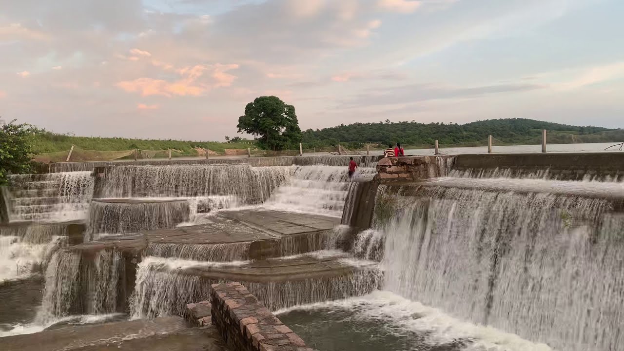BAHUBALI WATERFALL Samudra Lingapur Dam | Singa Samudram | #SINGA # ...