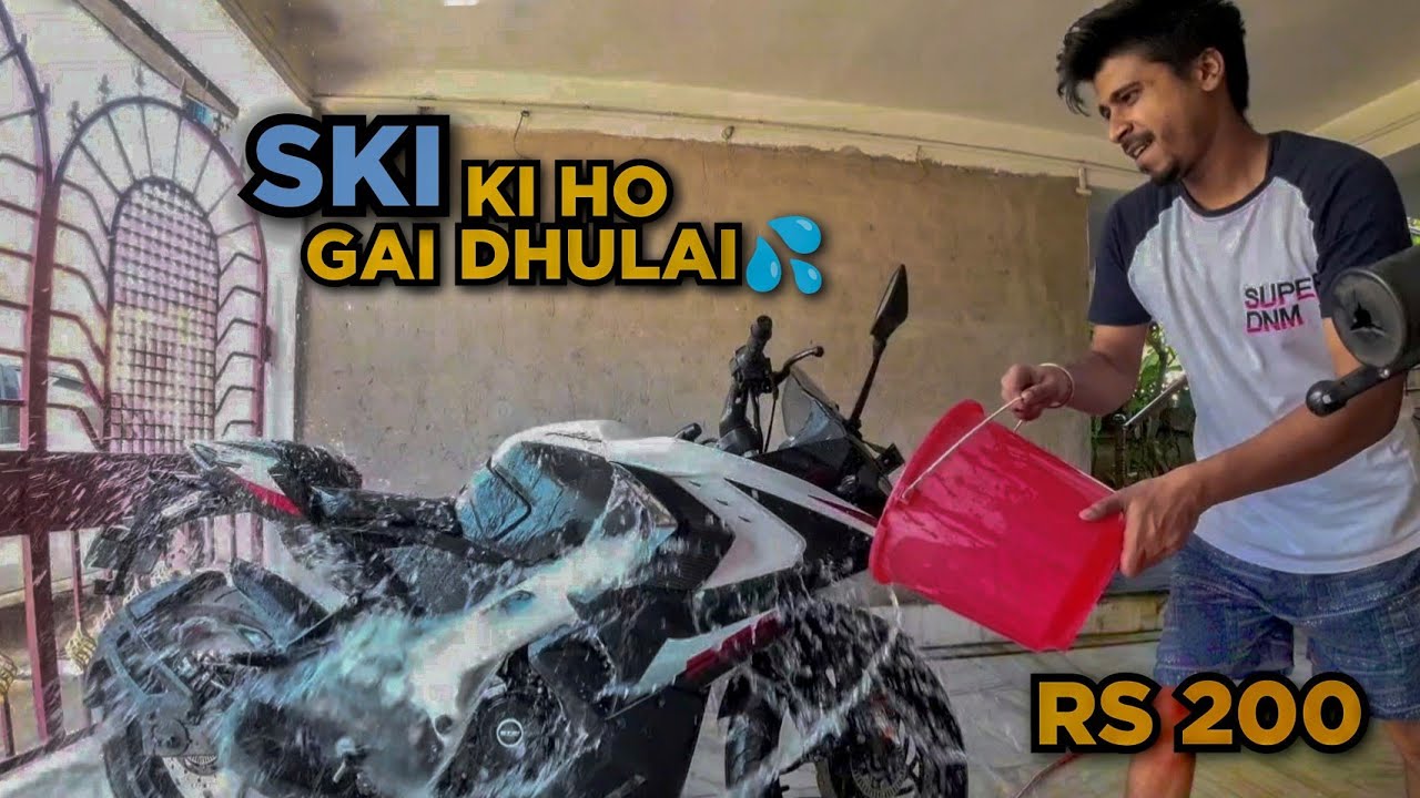 Rs200 ki dhulai ho gai aka SKI | Bike wash of rs 200 - YouTube